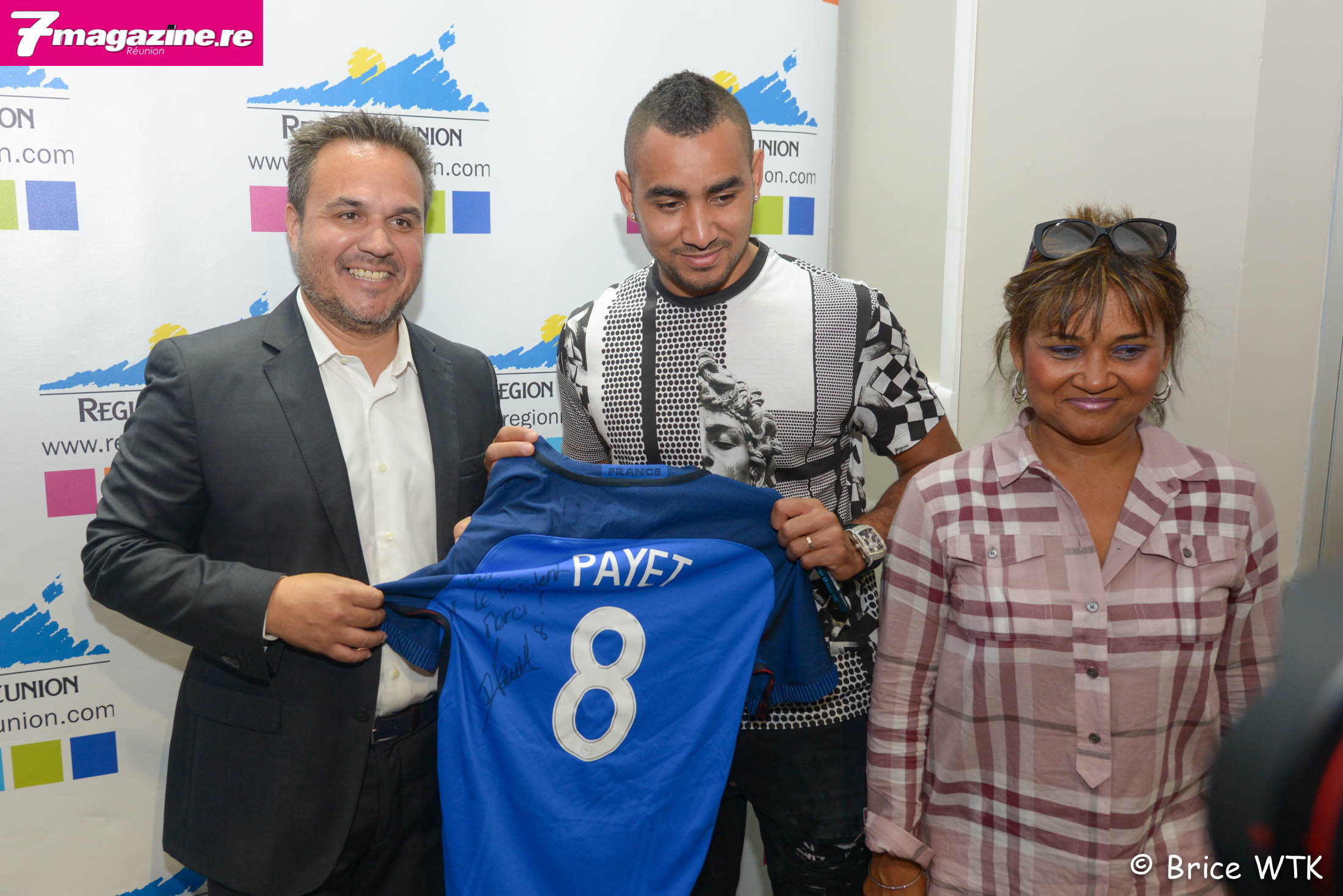 Dimitri Payet reçoit la Médaille d'Honneur de la Région
